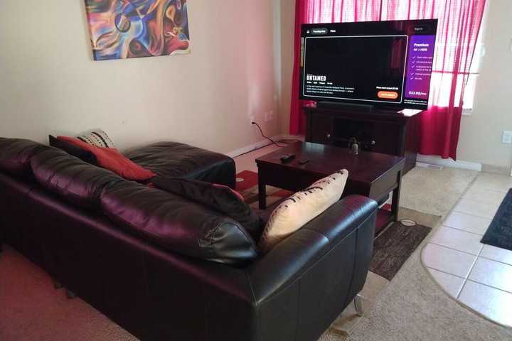 Great Location With Ample Parking Makes This A Great Place To Rest And Relax. - Dawson Creek