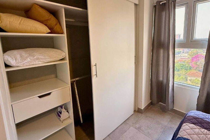 Incredibly Safe, Perfect Location,  Central Studio - Guatemala City