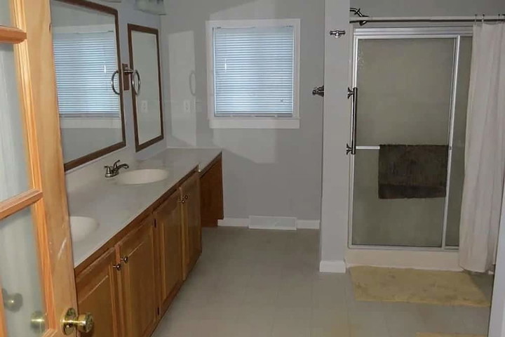 Quiet Oxford Home With Modern Comforts - Henderson, NC