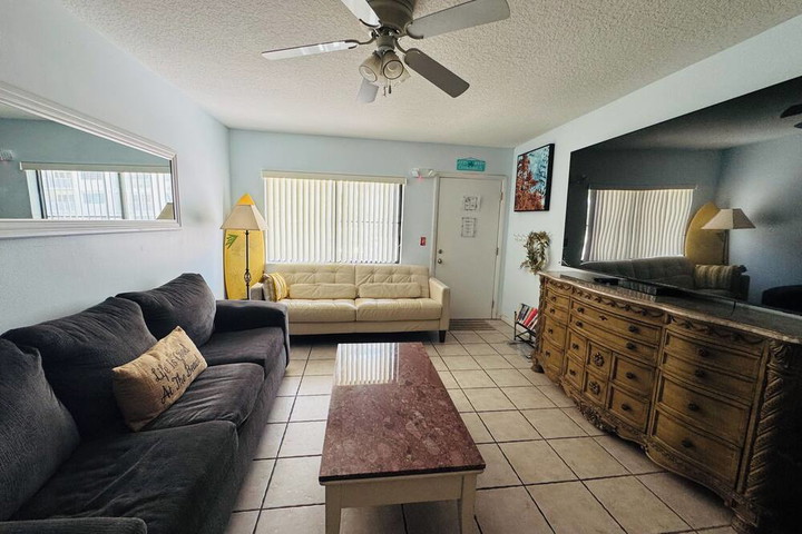 Oceanfront In Cocoa Beach - Cute And Cozy Condo! - Cocoa Beach, FL