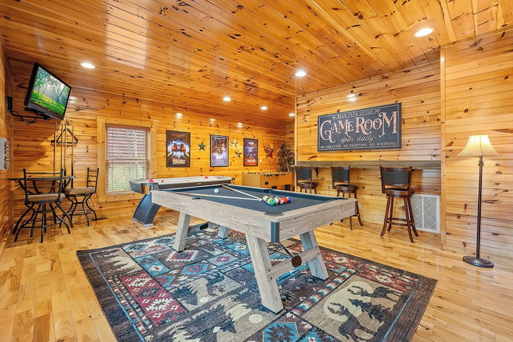 Bear Path Lodge - Hot Tub, Game Room, Minutes To Gburg, Wooded Views, Easy Roads - Gatlinburg, TN