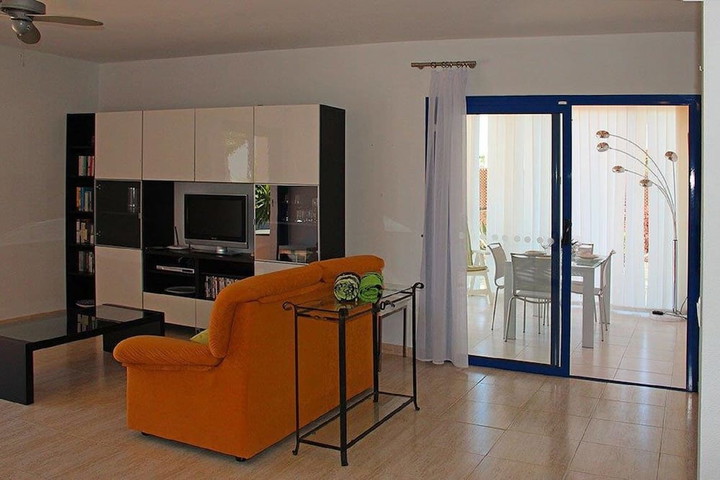 Belle Villa, Climatisée, Wi-fi Gratuit Et Piscine Privée, à Las Coloradas, Playa Blanca. - Lanzarote