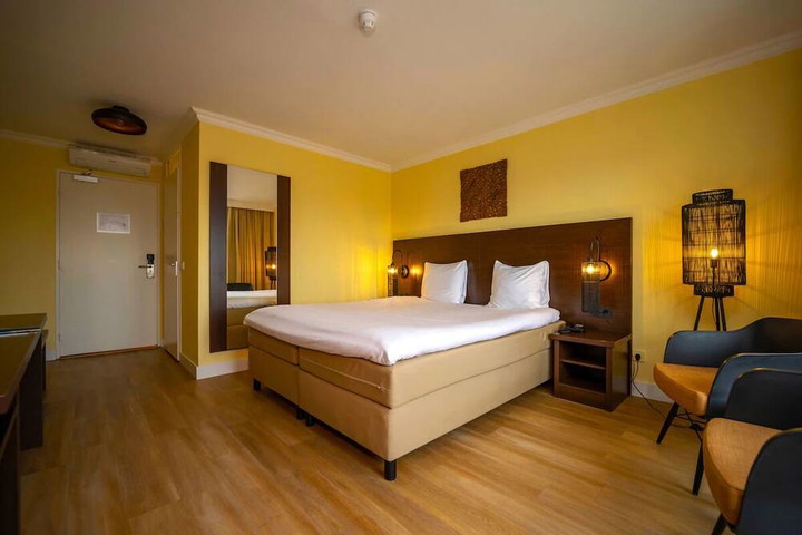 Urban Comfort Meets Coastal Relaxation! Free Breakfast, Sea View! - Vlissingen