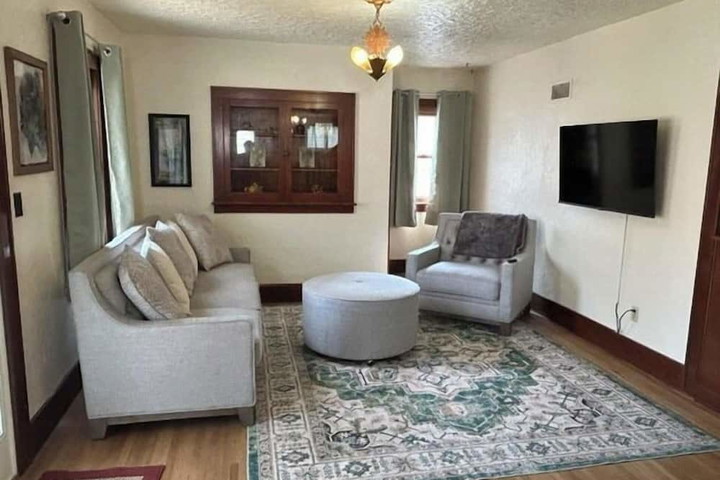 Historic 1937 Charming Home In Sturigs - Sturgis, SD