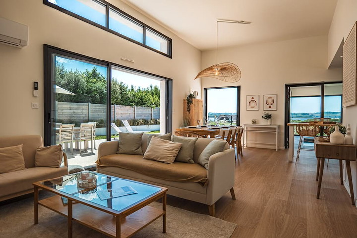 Maison Contemporaine Avec Piscine Intérieur - Carantec