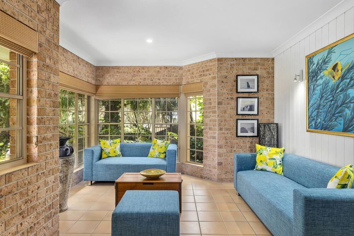 Palm Beach House - Red Rock Location - Red Rock