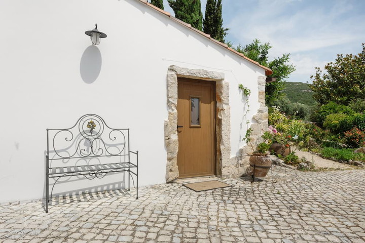 Palheiro: Holiday Home With Mountain Views, Wi-fi & Air Conditioning - Soure
