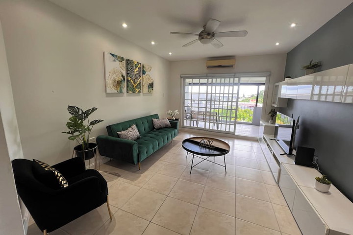 Stylish, Modern, Centrally-located Home, 5 Mins Away From Key Amenities. - Port of Spain