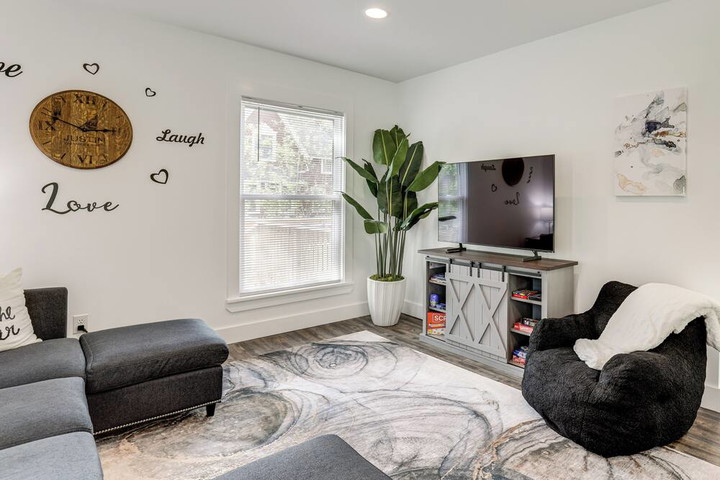 Walk To Downtown & Seneca Lake: Updated Retreat! - Geneva, NY