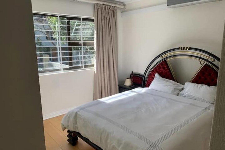 3-bedroom Apartment In Welcoming Sandton With Ac - Randburg