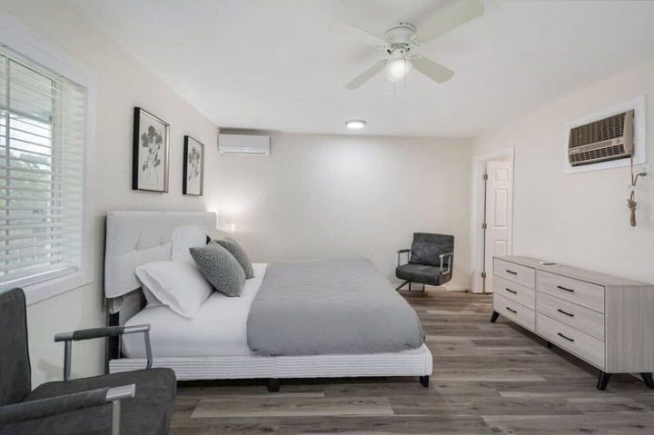 San Bernardino Home - Spacious, Close 2 Hospital - Loma Linda, CA