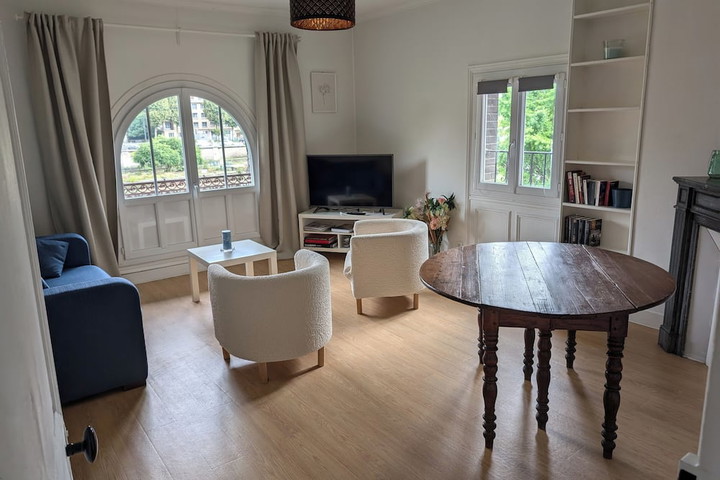 Apt With Garden And Parking On The Banks Of The Seine In Front Of The Cathedral - Rouen