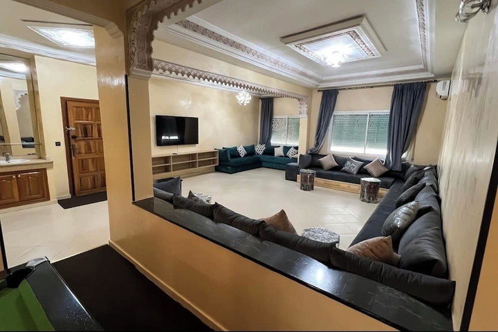 Modern Stay With Ac, Wi-fi & Parking Near Railway Station - Fès