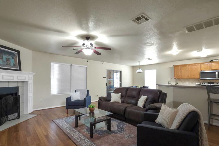 Charming 4-bedroom House In Lovely Temple - Temple, TX