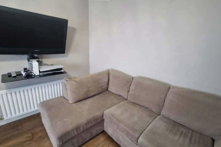 Modern 4 Bedroom House Dublin 20 - Dublin