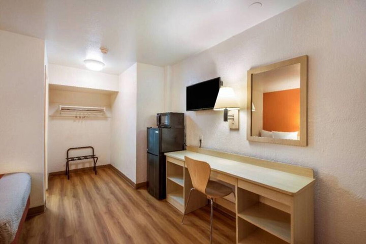2 Full Beds|micfridge - Peoria, AZ