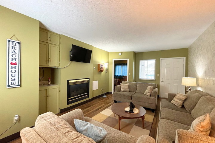 5 Mins From Dollywood Cozy River - City Center - Pigeon Forge, TN