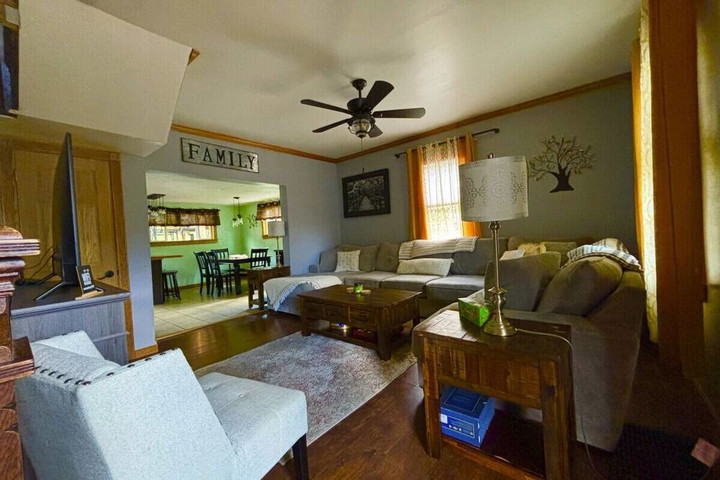 Ohiopyle/fallingwater Vacaction Home Private Pool/ Hot Tub/firepit/ Pet Friendly - Farmington, PA