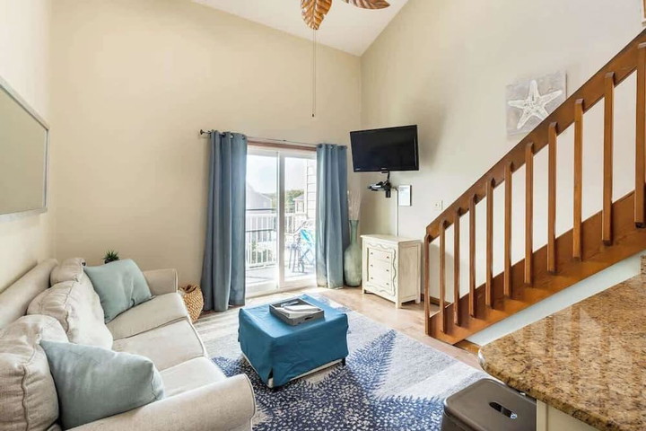 2 Story Oceanview Penthouse, Balcony, Free Parking - Garden City, SC