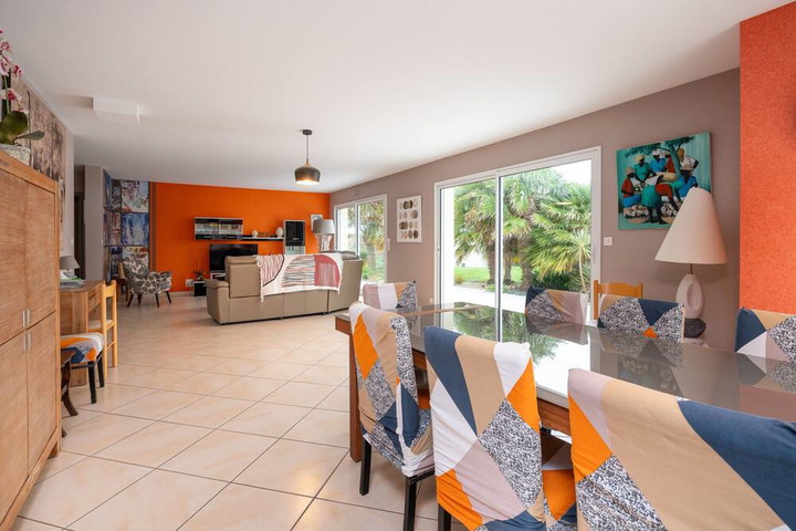Villa '- Piscine Chauffée, Bain à Remous' Avec Piscine Privée, Terrasse Privée Et Wi-fi - Erdeven