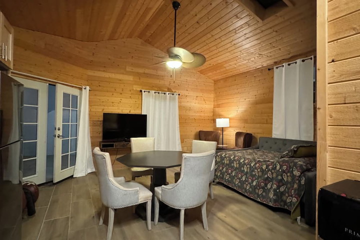Beautiful Cabin In San Diego - San Diego, CA