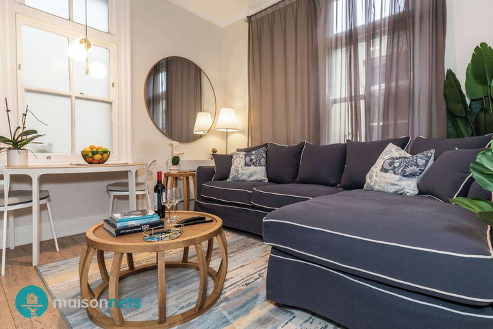 Quiet Art Deco 2br Retreat In The Heart Of Potts Point - North Sydney