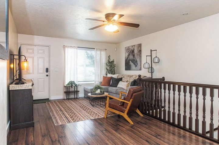 Timpanogos Bungalow- New Listing - Provo, UT