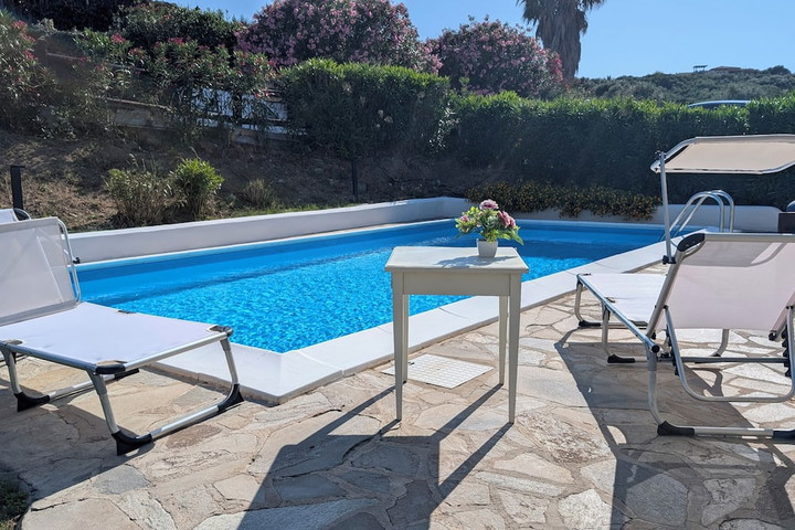 Villa Liliana: Your Private Oasis With A Pool - Sardinia