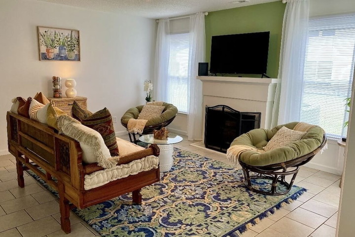 Great First Floor Condo! - Greenville, NC
