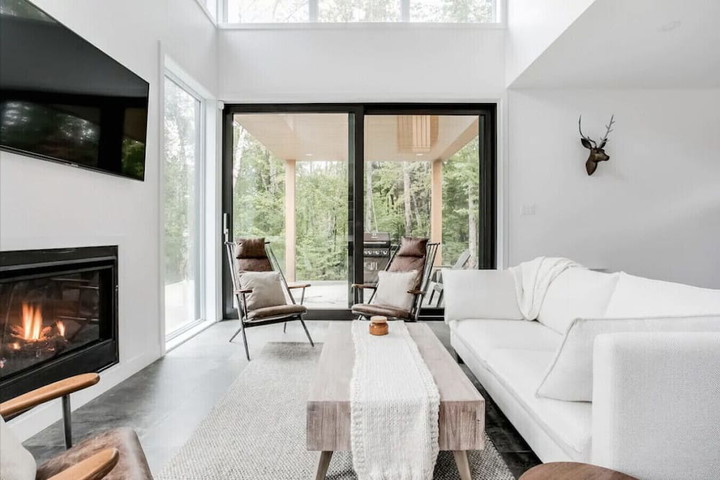 Propriété De Luxe En Pleine Nature Dans Les Laurentides! - Saint-Sauveur
