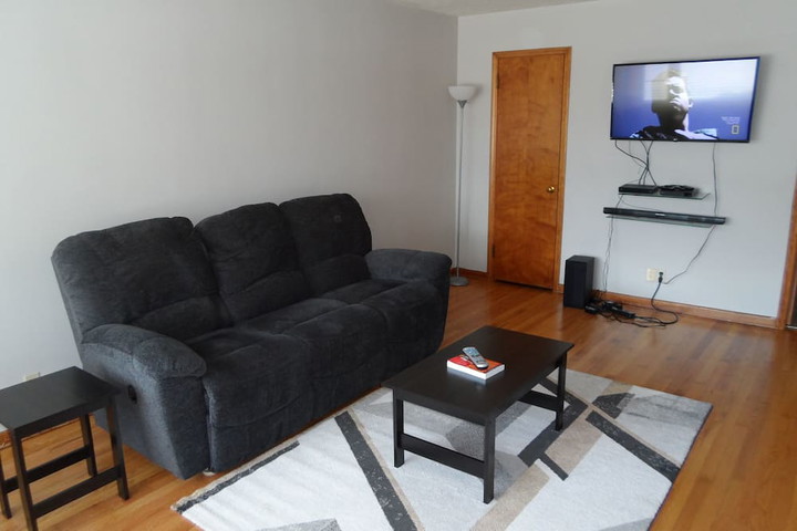 1950's Retro Ranch. Conveniently Located Off Highway 281 - Grand Island, NE