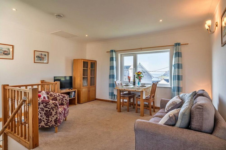 Chy Merthen East - Hayle