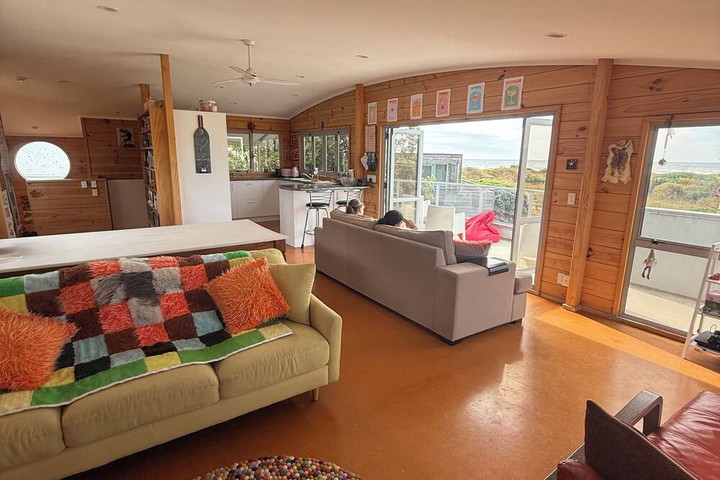 Waitarere Beach - Panoramic Beach Views. Paradise In Summer & Winter - Levin