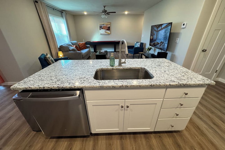 Business Or Pleasure Retreat - Ozark, MO