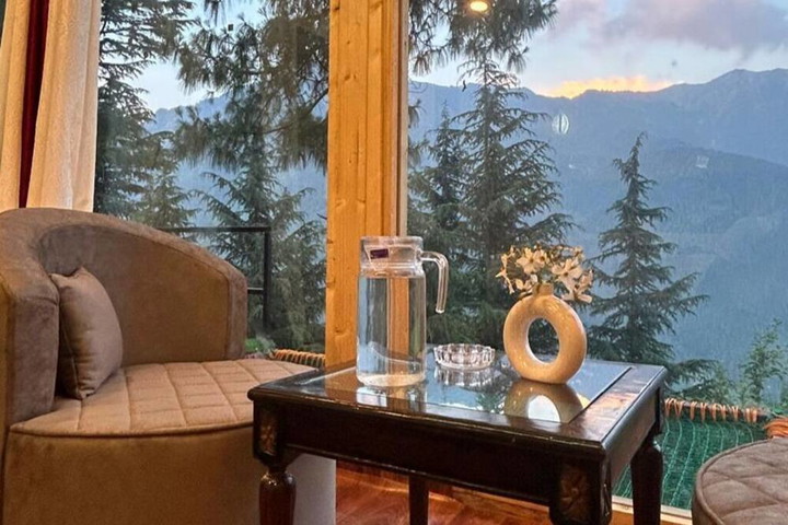 The Woodnest - Serene Wooden Suite With Jacuzzi & Mountain Views - Luxe Retreat - Himachal Pradesh