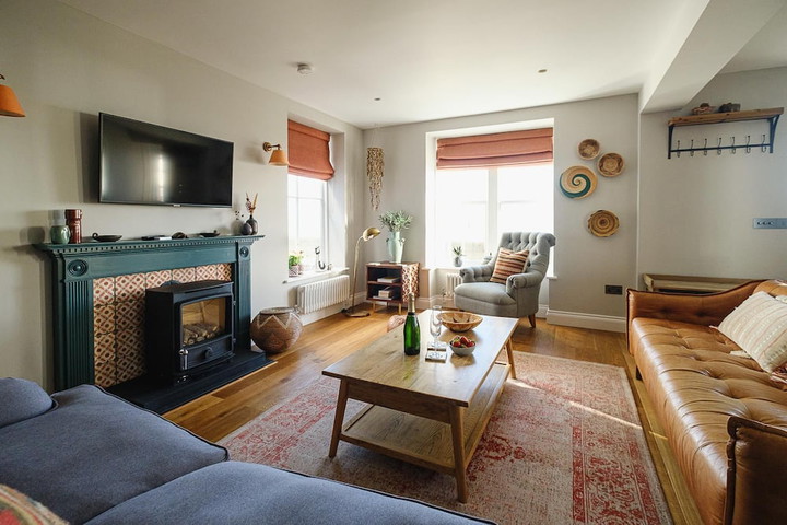 Pembroke -  Sea View House - Sleeps 6 - Aldeburgh