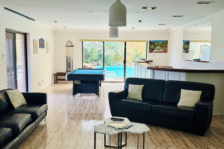Work Or Play Or Weddings: Huge House, Pool, Shops & Near Airport - Kalamunda
