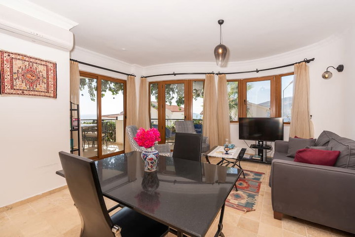 Beautiful 2 Bed, 2 Bath Apartment With Sea Views, Shared Large, Salt Water Pools - Kalkan
