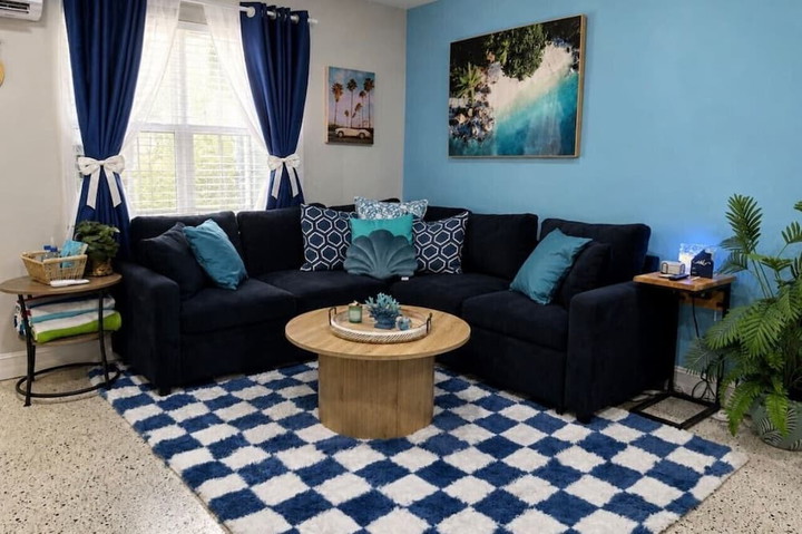 Beach Escape | King Bed & Patio | Walk To Beach - Fort Lauderdale
