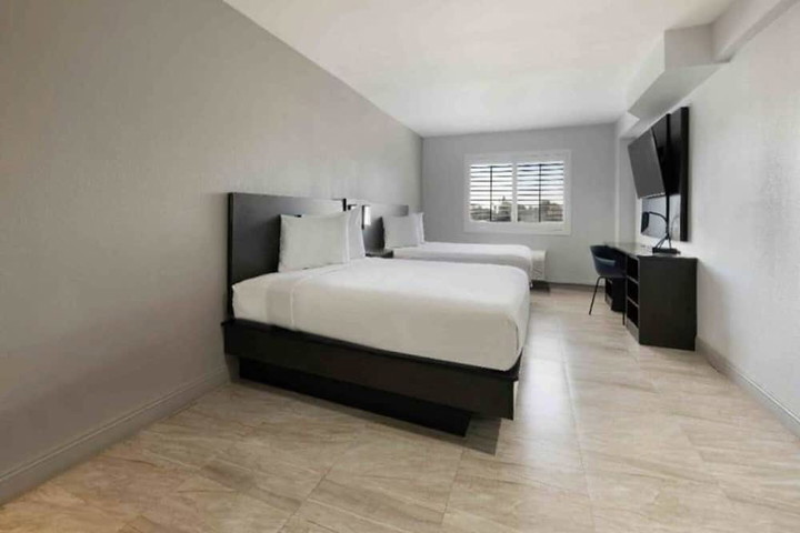 1 Lit King - 2 Lits Queen | Non-fumeur, Cuisine - Long Beach, CA