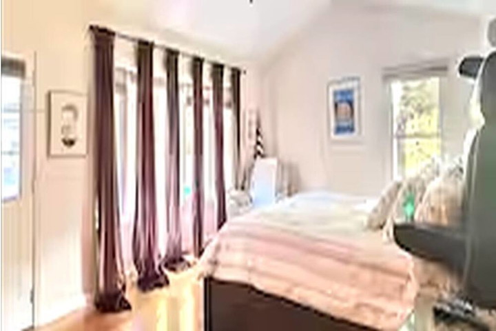 Charming 3-bedroom Main House In Wonderful Stratford Ct, With Inground Pool! - Shelton, CT