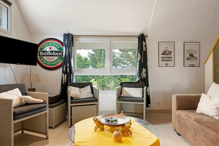 Gîte 'Le Relais De Jehan' Met Privézwembad, Terras En Eigen Tuin - Josselin