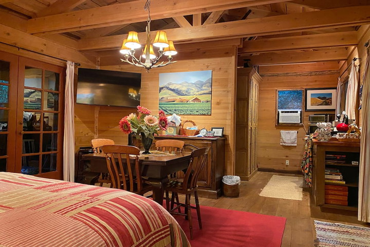 Private Creekside Cabin In See Canyon | Gated | Near Avila, Pismo & Slo - Avila Beach, CA