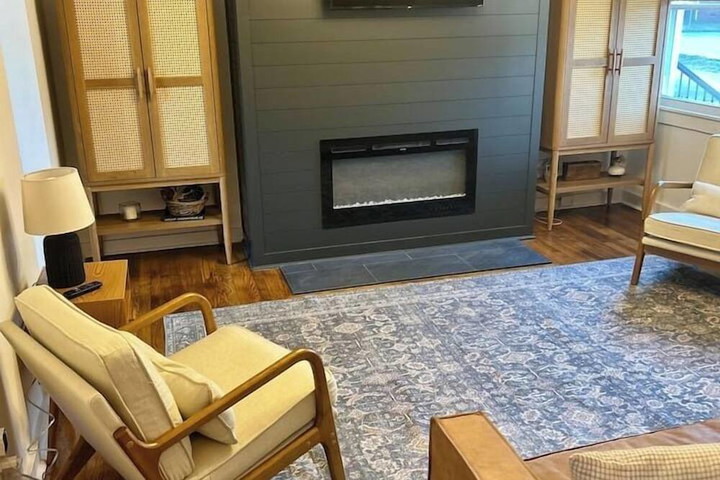 Near Lander Uni: Stylish Duplex W/ Indoor - Greenwood, SC