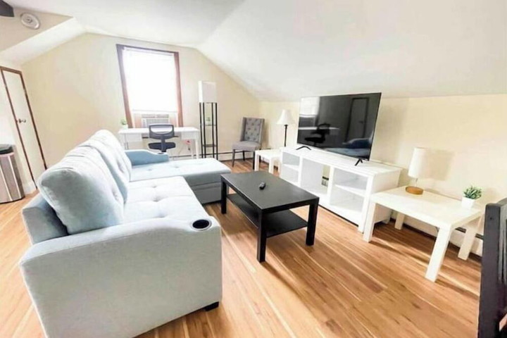 Balcony, Fully Fenced Yard, Sleep 4, Walk To Downtown - ナシュア, NH