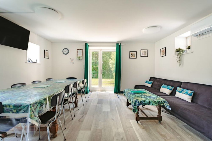 Maison De Vacances 'Du Parc' Avec Piscine Partagée, Vue Sur Le Lac Et Wi-fi - Surgères
