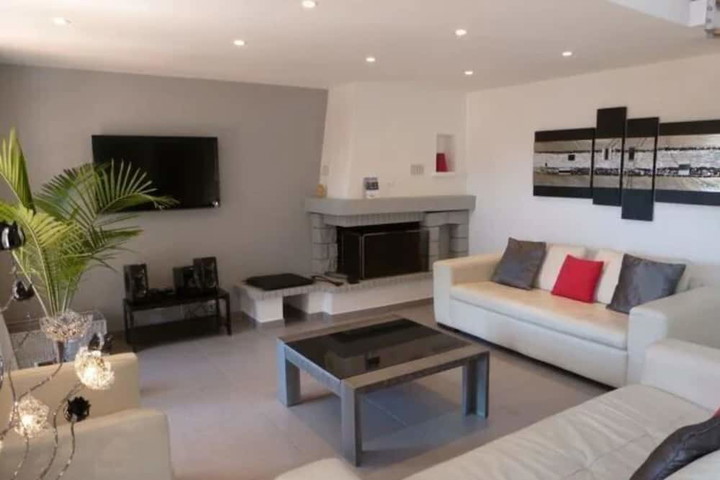 Splendide Villa De 320m2, 15 Personnes, 300m De La Plage,piscine Privée Chauffée - Rayol-Canadel-sur-Mer