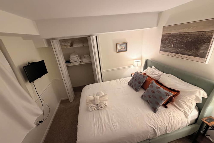 Spacious & Cozy Private Suite | Minutes To Dc - Alexandria, VA