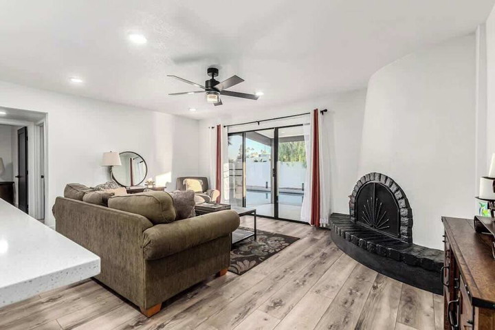 3br Retreat W/ Diving Pool, Bbq & Workspace - Mesa, AZ