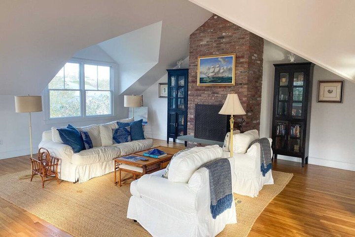 Prime Brant Point Location  5-minute Walk To Beach & Downtown - Nantucket, MA